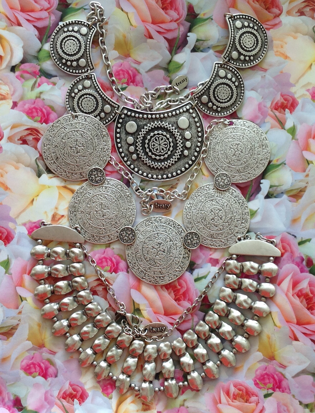 Do you or someone special love jewellery? | Jiggy Jewellery